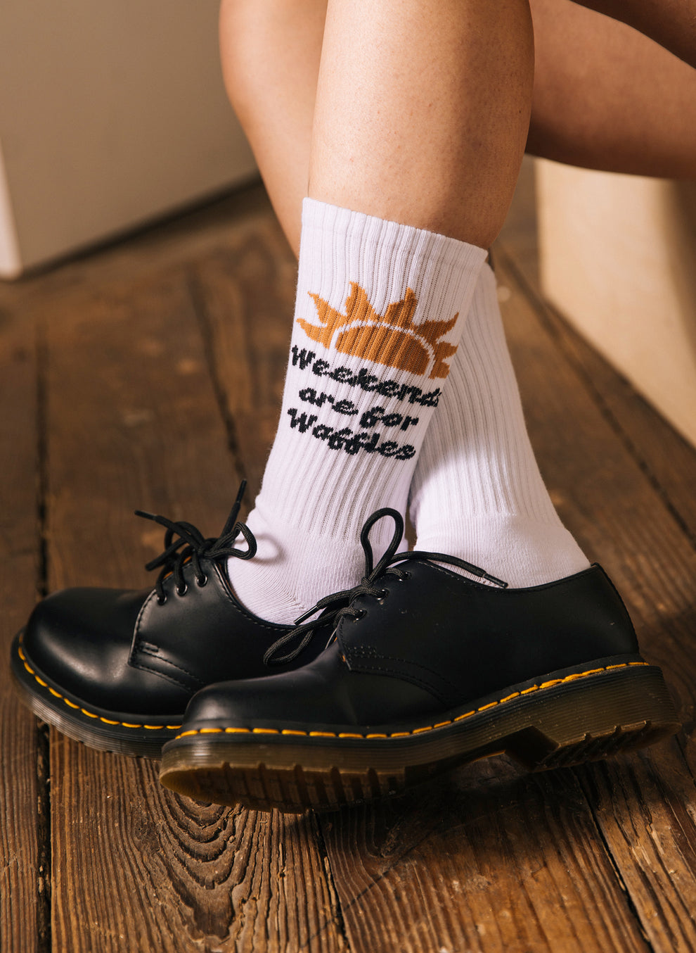 Unisex Adult Weekends are for Waffles Crew Socks – Pyknic